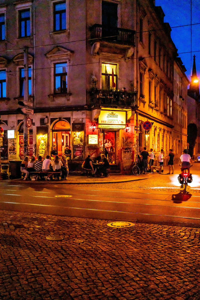 Dresden ️Postkarte: hebedas@night – CATAPULT